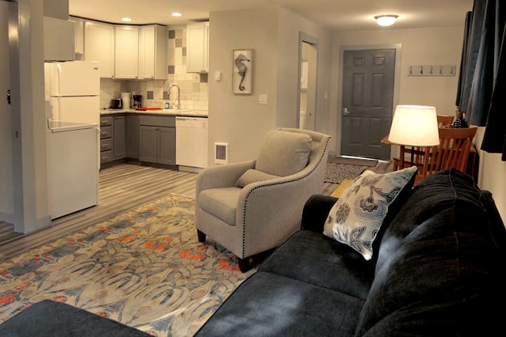 Seapine Cottage - 3 Minute Drive To Beach. - Florence