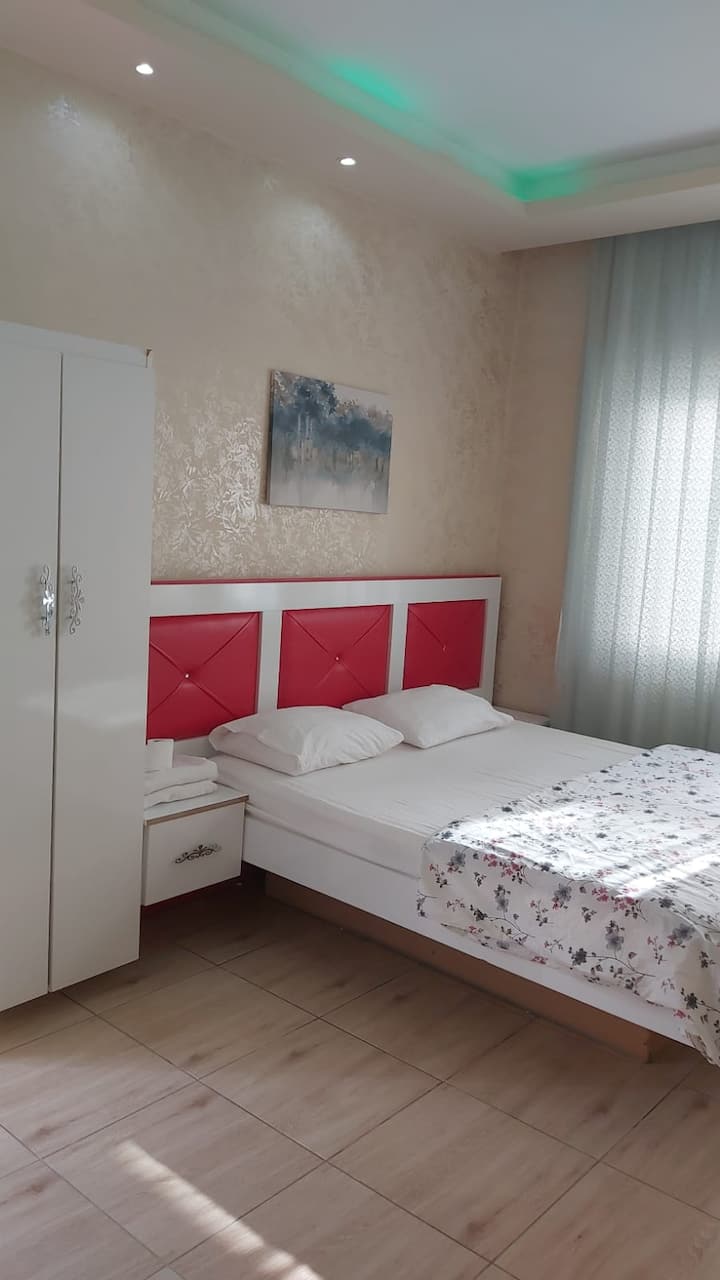 Mersin Pozcu Sahile Cokyakın Daire - Mersin