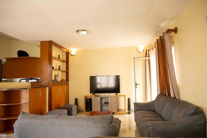 Cute And Comfy Apartment In Kacyiru - 