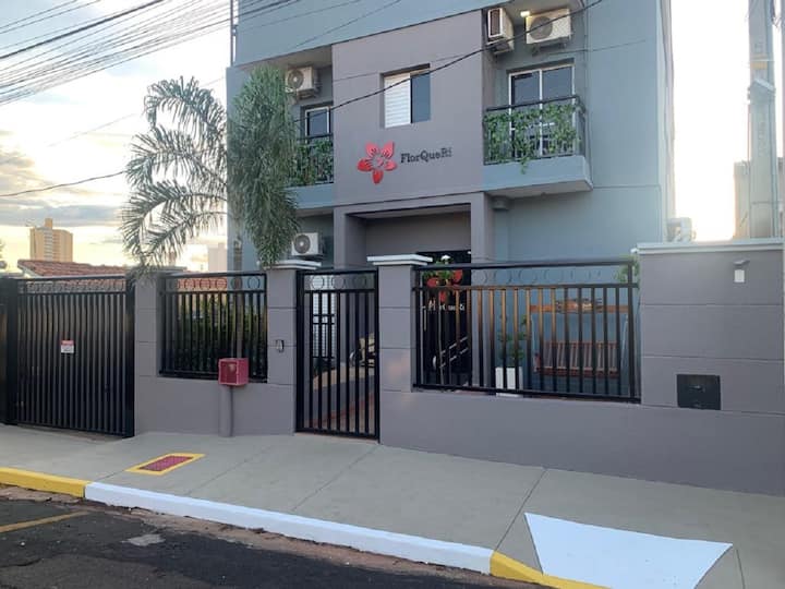 Florqueri - Apartamento Mobiliado - Triplo - Olimpia