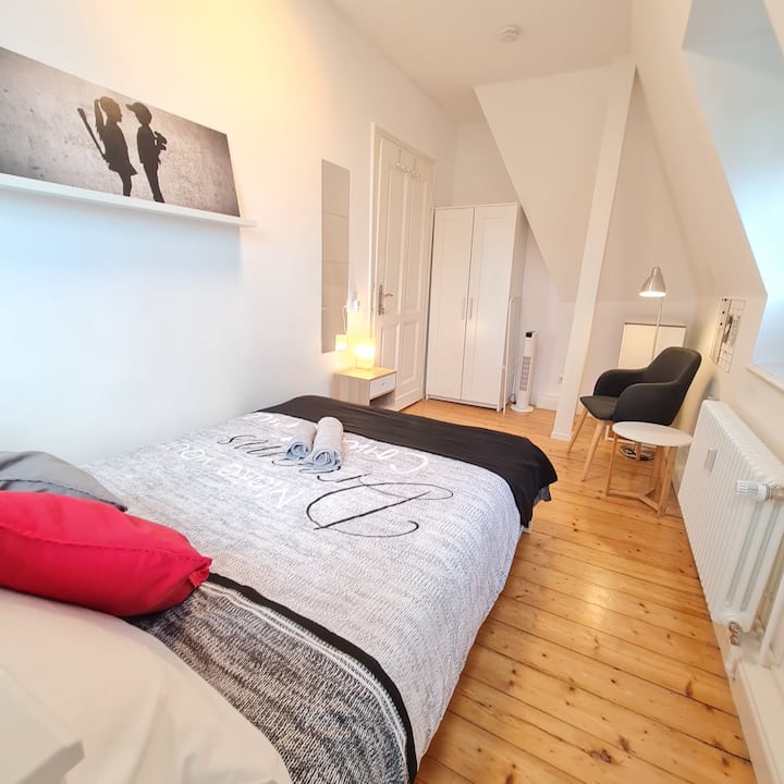 L2 - Nice Room In The Heart Of Südstadt - Bonn