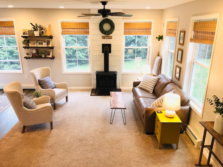 Dryden Home With A View, Close To Cornell! - Dryden, NY