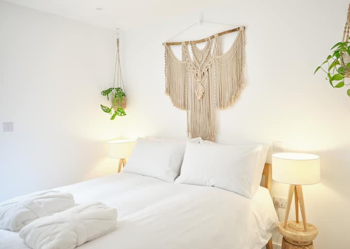 Tides Reach North: Luxury Modern Room, Newquay - Newquay