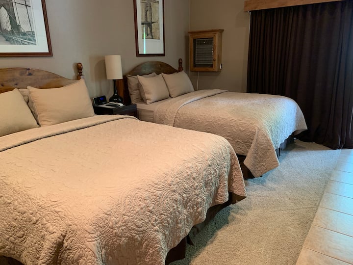 Beautifully Appointed Quiet Studio- Great Location - Park City, UT