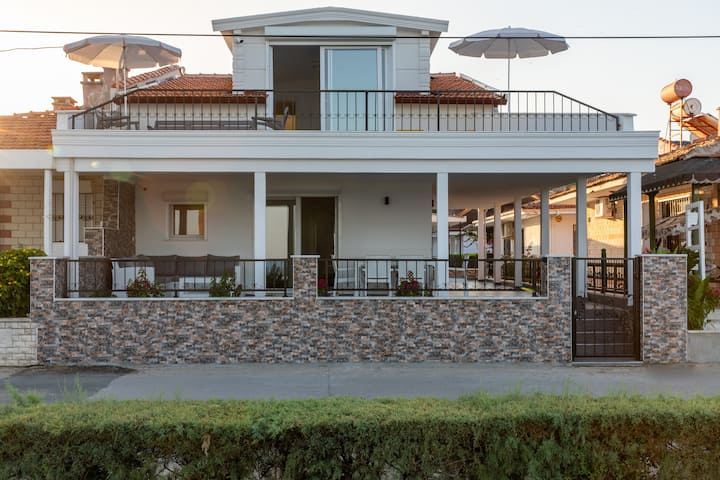 Beach House Kusadasi - Davutlar