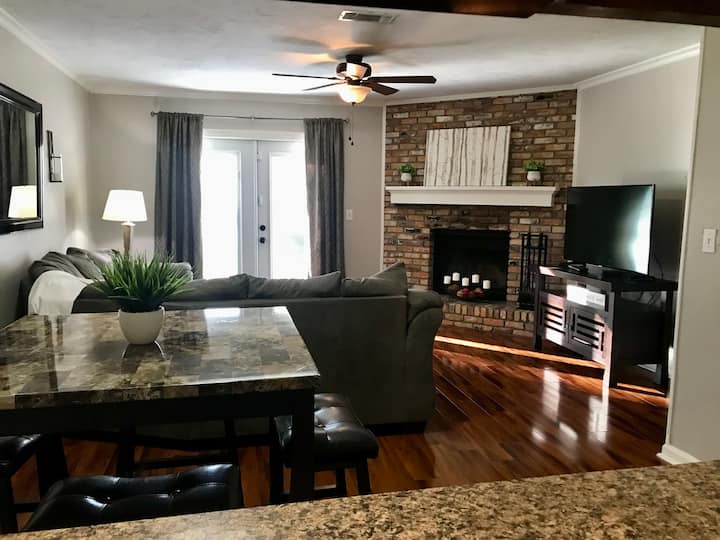 Your Home Away From Home!! - 塔拉哈西