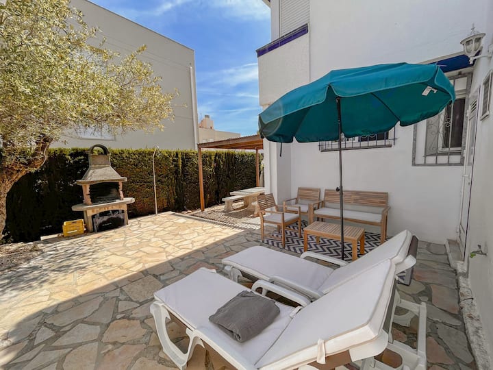 Apartamento Con Jardín Privado A 300m De La Playa - L'Ampolla