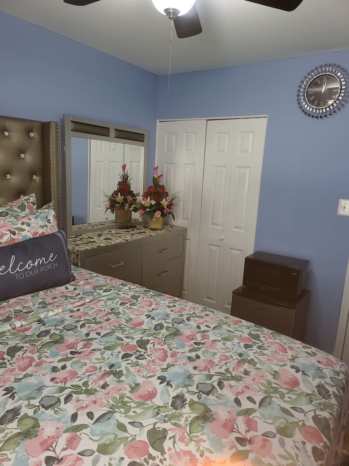 1 Br In A Single Family Home With Private Bath - Maryland (State)