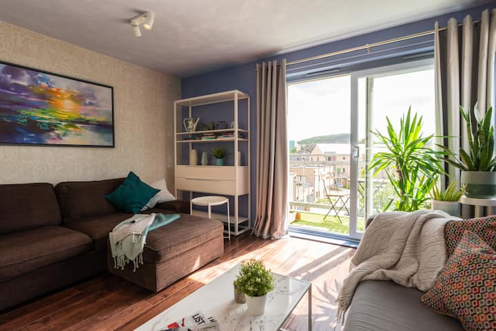 Stunning Views Of Arthur's Seat, Free Parking! - Musselburgh