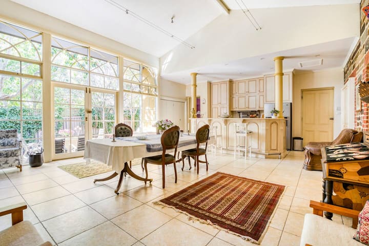 Tranquil Single Bed In A Large Heritage House. - Stirling