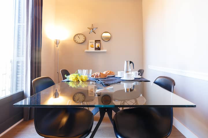 Superb Apartament 2 Chambres Au Coeur Eixample - Barcellona