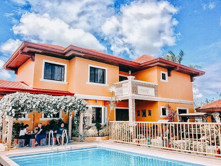 Villa Adelle At Silang - Tagaytay (35 Pax Maximum) - Tagaytay