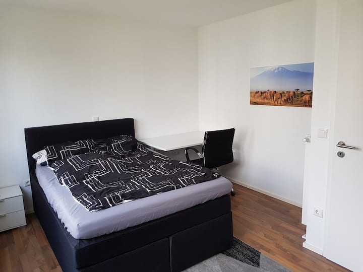 Zimmer In Reihenendhaus In Essen-frohnhausen - Essen