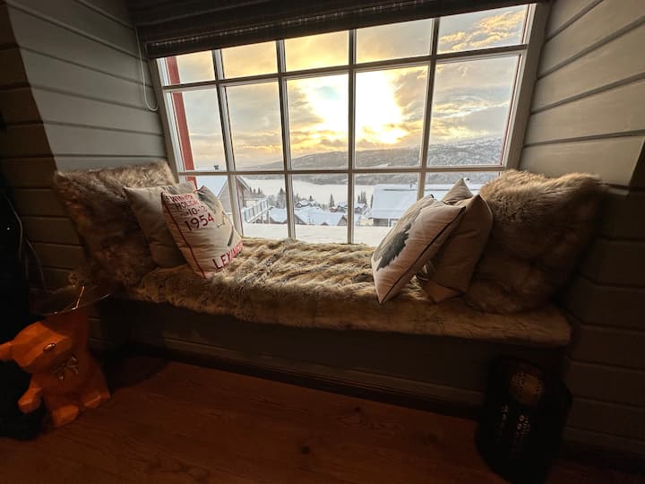 Ski In/out Perfect Home With Fireplace And View - Åre