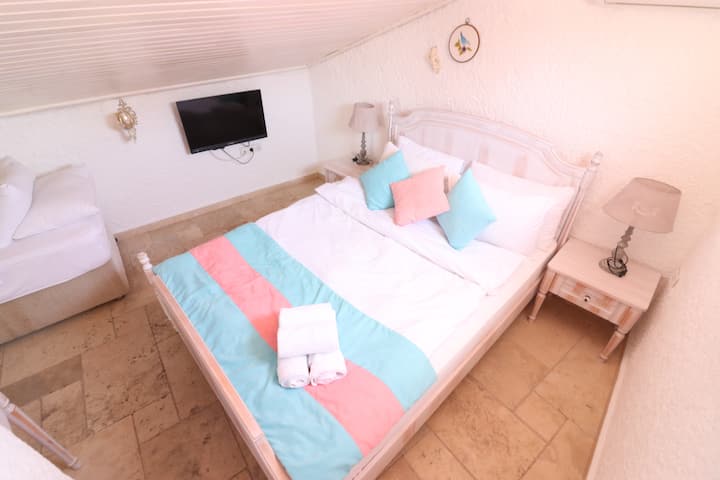 Rest & Fun In A Comfy, Centrally Located Room - Alaçatı