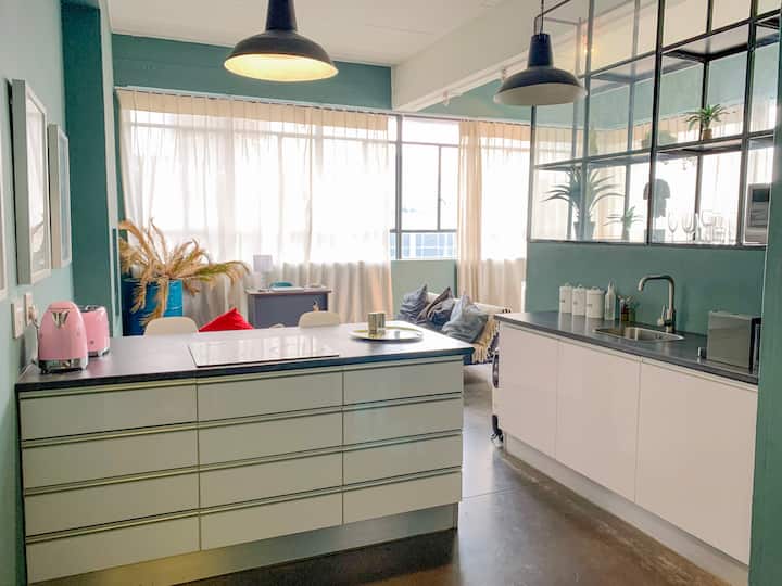 Designer Loft Studio Apartment In Maboneng - Johannesburg