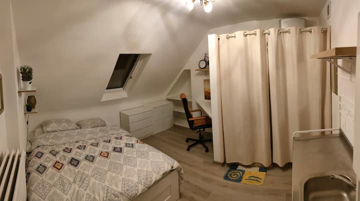 Newly Renovated Studio/room With Own Utilities - Harelbeke