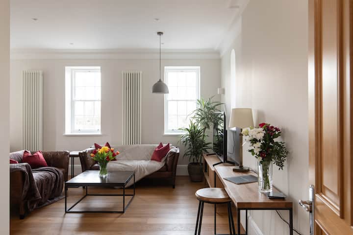 Monthly Luxury Stays- Bromley (2bed/1bath) - Bromley