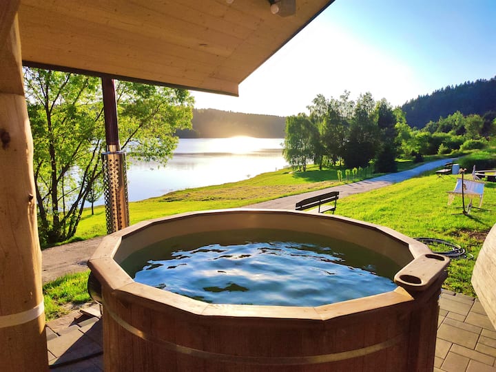 Domk Z Jacuzzi Sauna 40 M Od Jeziora Bieszczadach - Solina