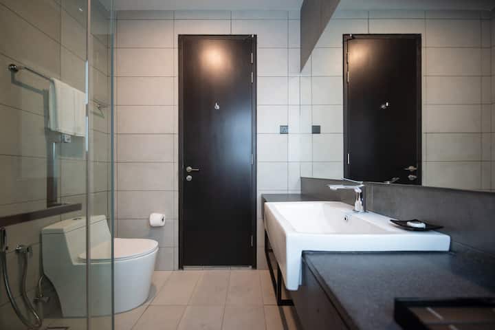 3bedroom-6pax & Infinity Pool (Pnb 118, Klcc View) - Kuala Lumpur