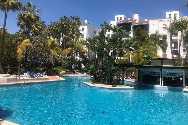 Marbella Family Beach-apartment 6 Beds Great Pool - Marbella