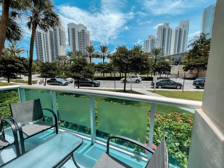 Gorgeous Apt Across The Beach Sunny Isles Str12712 - Sunny Isles Beach, FL
