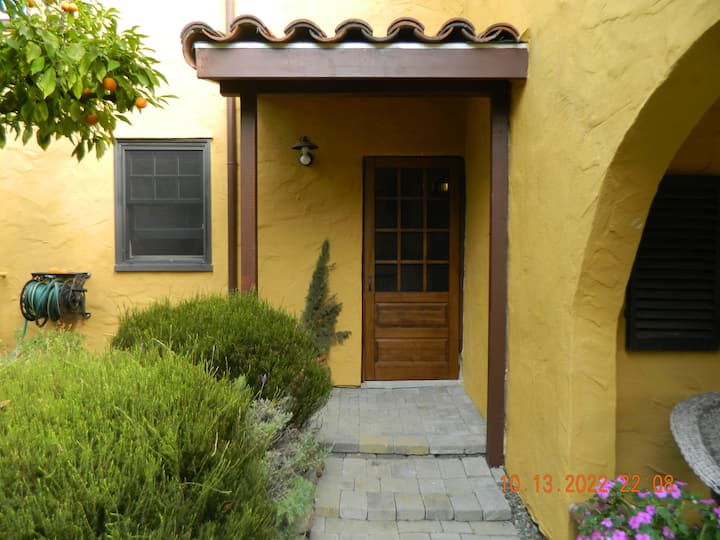 Garden Apartment With Private Entrance - Woodside, CA