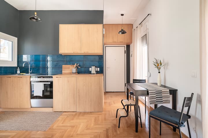 Top Floor Hideout With A Sunny Terrace - Athens