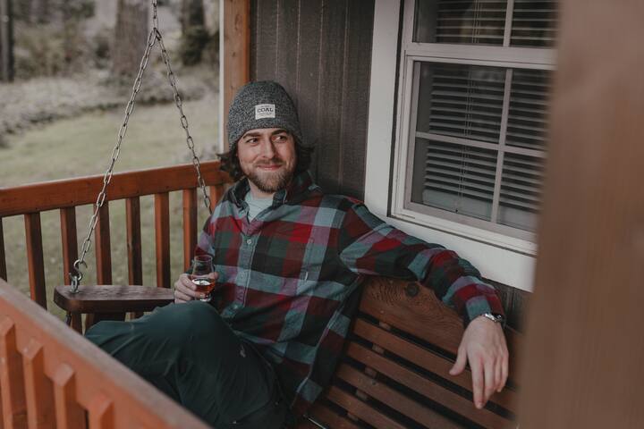 Clay Baby - luxury tiny cabin in nature