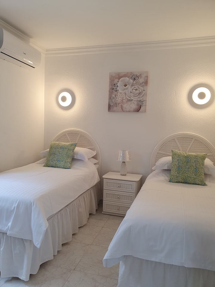Villa Zahra Marbella Room 2 - Marbella