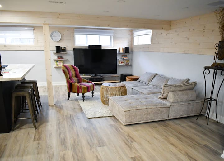 Executive Loft Style Living - Brampton
