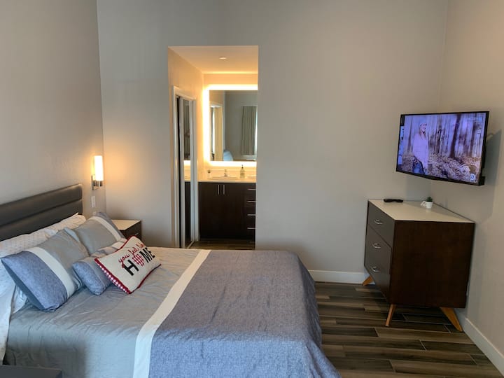 Newer Studio -Great Location, Steps To Old Town - Point Loma - San Diego