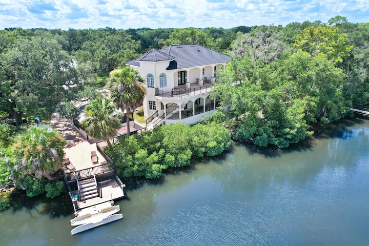 Massive Waterfront Villa (Gated) - Temple Terrace, FL