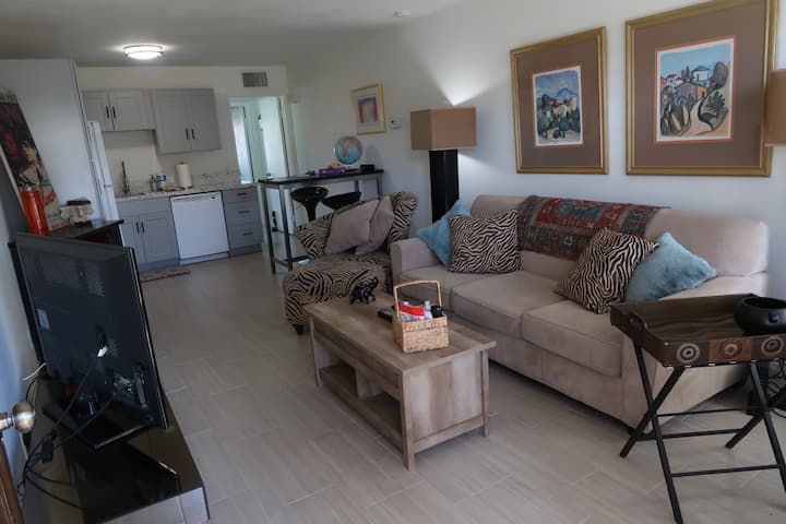 Desert Condo - Desert Hot Springs, CA