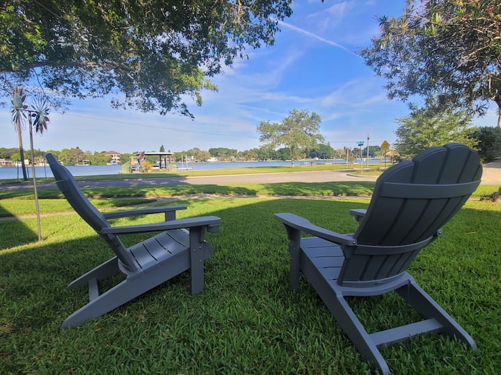 The Dolphin - A Waterfront Escape Awaits You! - St. Petersburg, FL