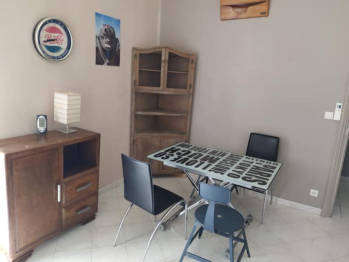 Chambre Privée Avec Salle De Bains (Wc) Dans F4 - Nice