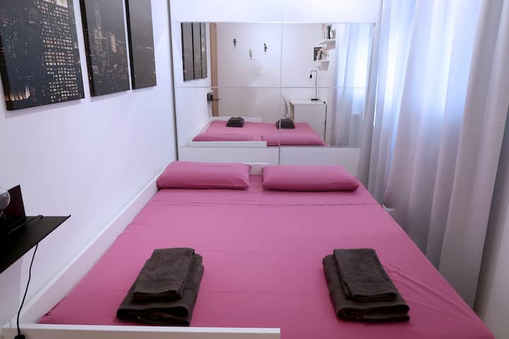 Private Room In A Cozy House - Provincia di Udine