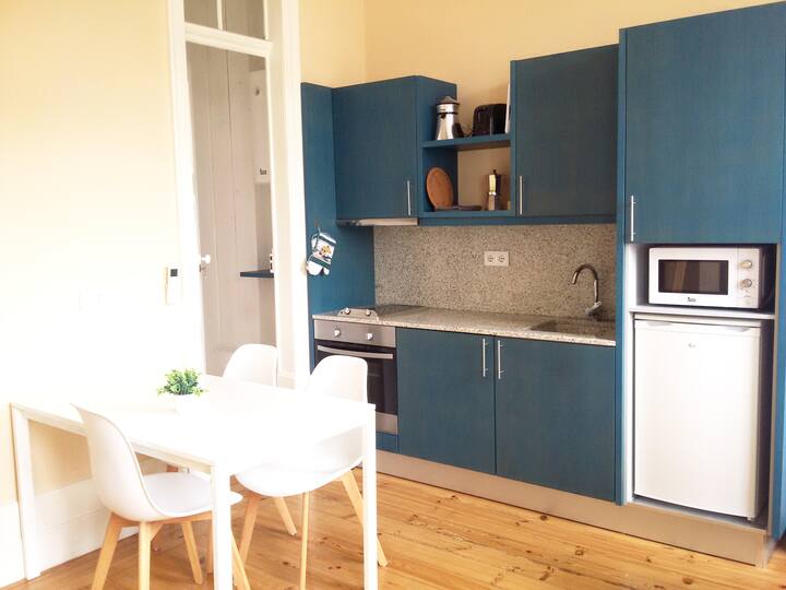 Sunny 1 Bdr Apartment W/mezzanine @University Cbr - Coimbra