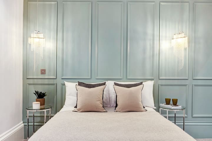 A6 Cavendish Suites, 2 Bed Grand Suite, Carlisle - Carlisle