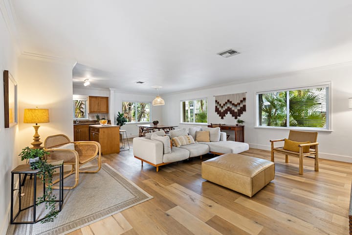 Bohemian Condo Near Las Olas And Beach - Fort Lauderdale
