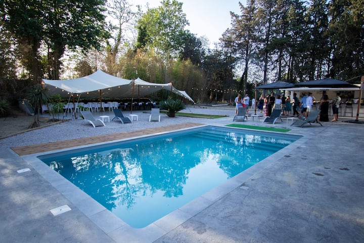 Villa  Piscine Et Tennis à La Campagne Proche Mer. - Perpignan