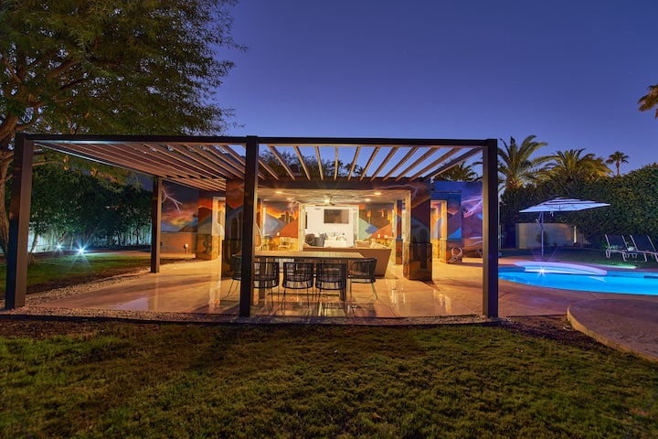 Family Luxury, Mountain Views, Pool/hot Tub - Palm Springs, CA