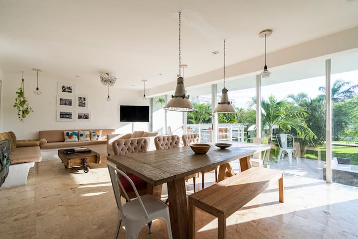 Charming 3br Apt, Spacious And Very Well Located! - Playa del Carmen