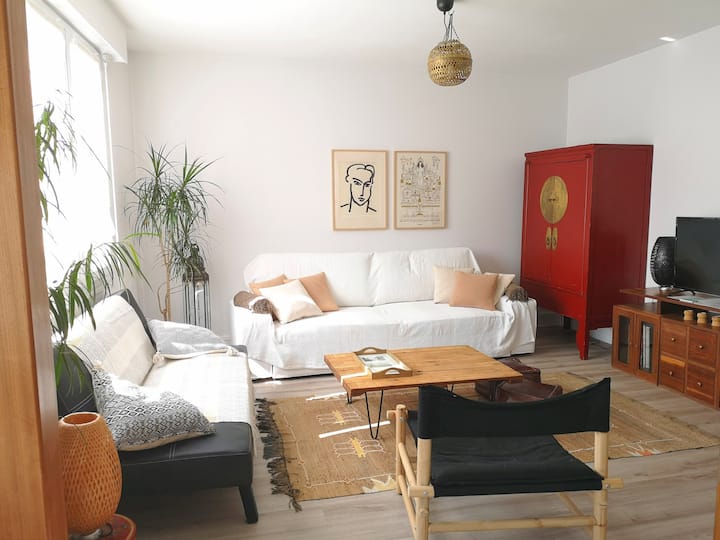 *Lumineux 70m2 Avec Bureau Et Loggia* Centre Ville - Reims