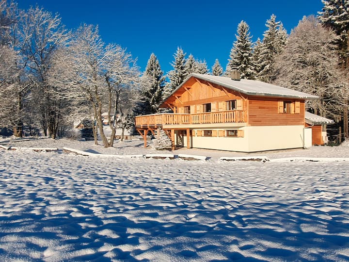 Loue Chalet Le Pareis 8/10 Pers  La Féclaz (73230) - Aix-les-Bains
