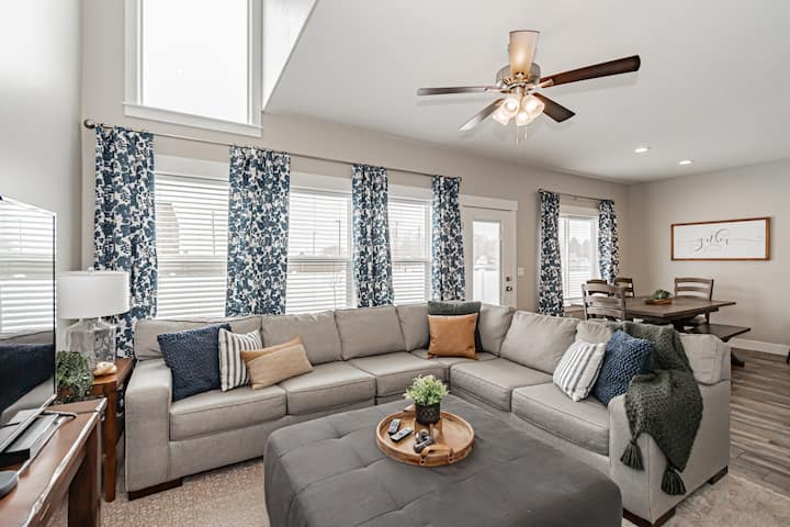 New Family Friendly Home - Idaho Falls, ID