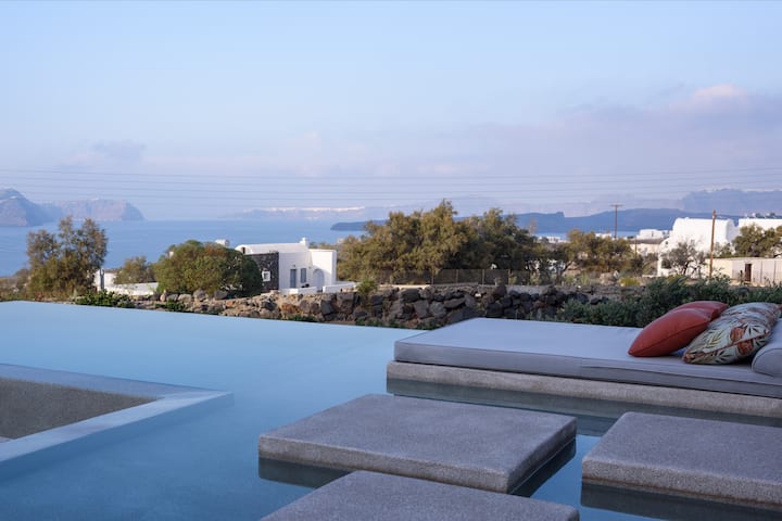 Premium Spa Suite With Private Pool And Jacuzzi - Santorini