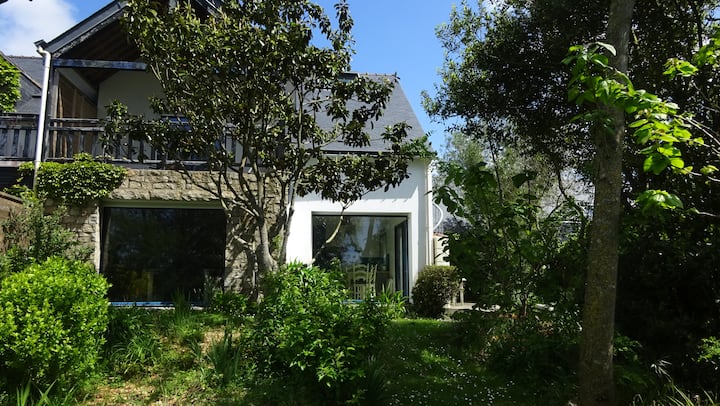 Maison Mitoyenne Proche Plage De Kerhilio - Département Morbihan