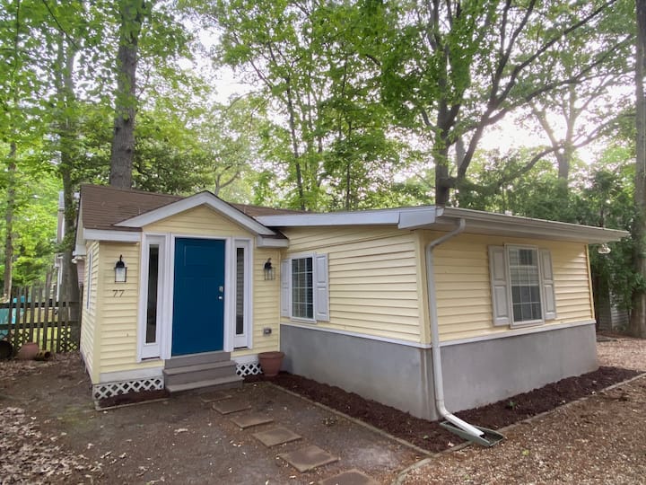 Charming Cottage In The Pines At Rehoboth Beach - Rehoboth Beach, DE