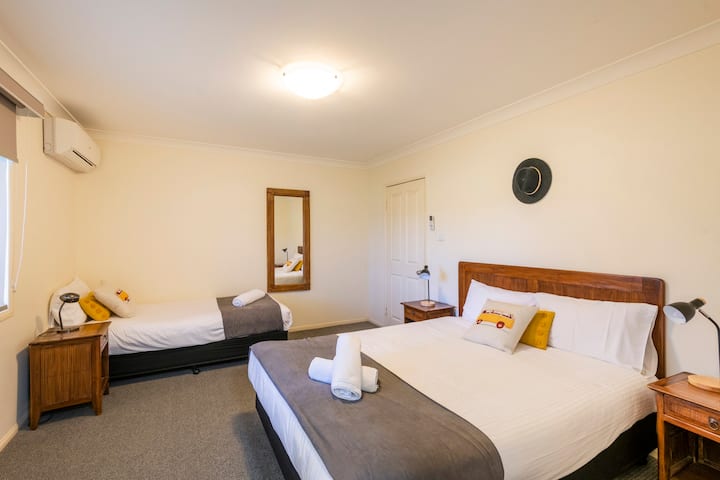 Yamba Private Courtyard Suite - Yamba